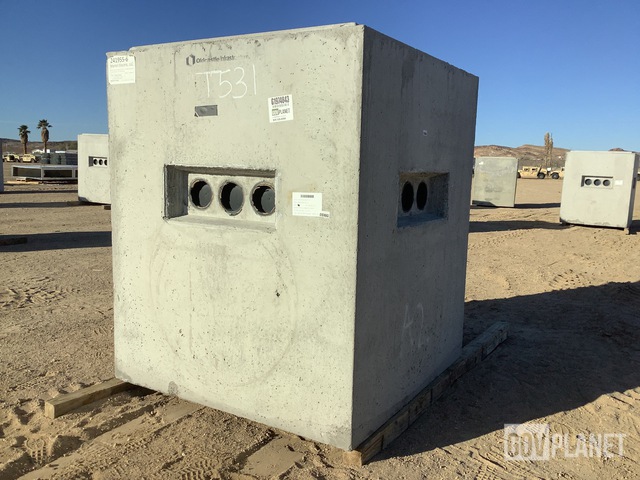 Surplus Oldcastle Precast 48"x48" Flatwall Pull Box in Yermo ...