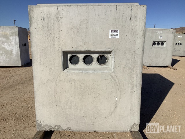 Surplus Oldcastle Precast 48"x48" Flatwall Pull Box in Yermo ...