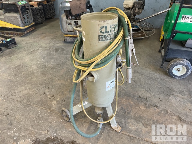 2017 Clemco 1042 Portable Pneumatic Sand Blaster in Orangeville, Ontario, Canada (IronPlanet ...