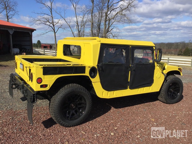 Surplus 2008 AM General M1165A1 HMMWV 4 Door Hard Top w/Truck Body in ...