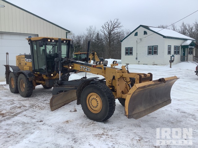 2006 John Deere 772D AWD Motor Grader in Sturgeon Lake, Minnesota ...