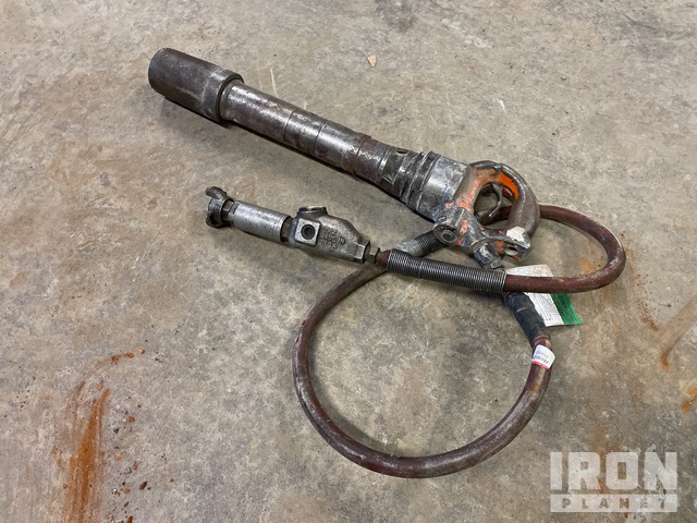 2016 APT 1133 Rivet Buster in PETERBOROUGH, Ontario, Canada (IronPlanet ...