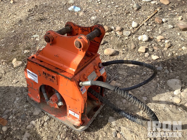 NPK C3D 27 in Plate Compactor Attachment - Fits John Deere 306 in ...