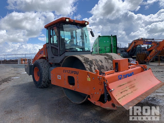 2020 XCMG CV123PDU Smooth Drum Compactor in Tipton, California, United ...