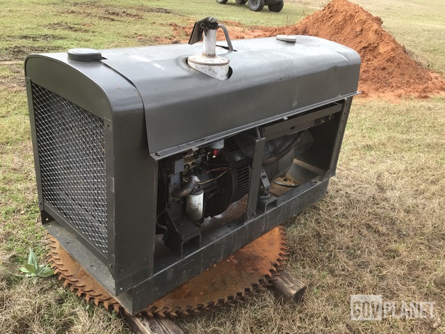 Surplus Lincoln SA-250 D3.152 Engine Driven Welder in Madisonville ...