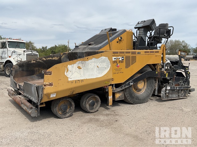 2014 Cat AP1000E Wheel Asphalt Paver in Buda, Texas, United States ...