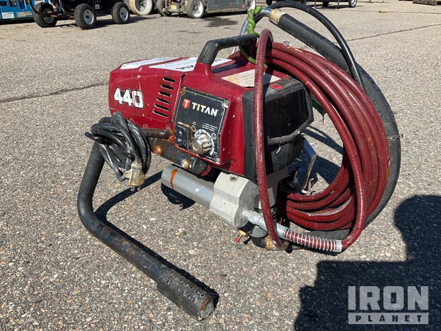 Titan Tool 440 Electric Paint Sprayer in North Franklin, Connecticut ...