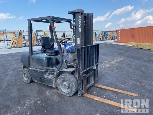 Komatsu FG25T-14 4050 lb Pneumatic Tire Forklift in Fort Myers, Florida ...
