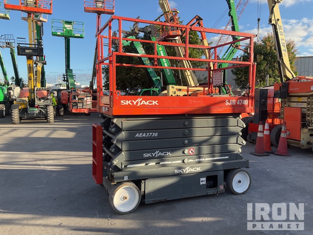2017 Skyjack SJIII-4740 Electric Scissor Lift in Miami, Florida, United ...