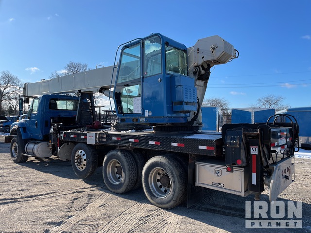 National 1400A Boom on 2013 International 7600 8x4 Hydraulic Truck ...