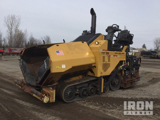 2017 Cat AP555F Track Asphalt Paver in Grand Rapids, Michigan, United ...