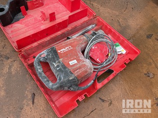2016 (unverified) Hilti TE 800-AVR Electric Demolition Breaker in ...