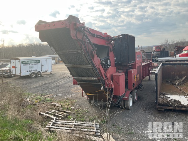 2005 Rotochopper MC266 T/A Horizontal Grinder in Imperial, Pennsylvania ...