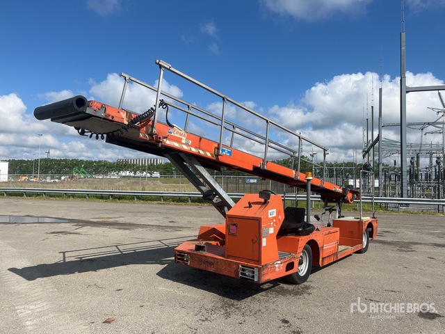 2001 TLD NBL Bagage Cart Stair Truck | Ritchie Bros. Auctioneers
