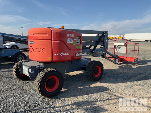 2017 (unverified) Skyjack SJ46AJ 4WD Diesel Articulating Boom Lift in ...