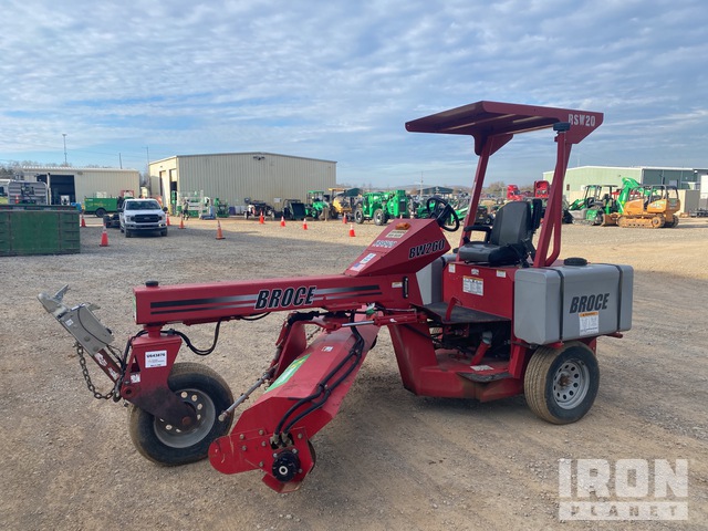 2018 Broce BW260 Self-Propelled Broom in Lebanon, Tennessee, United ...