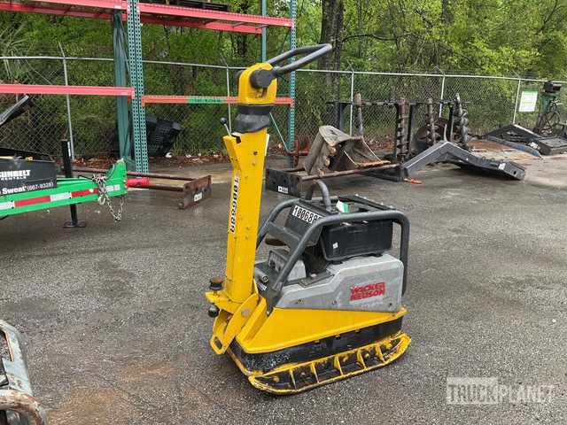 2017 Wacker Neuson DPU5545HE Reversible Vibratory Plate Compactor in ...