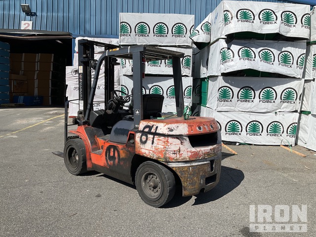 2004 Toyota 7FDU35 8000 lb Pneumatic Tire Forklift in Suffolk, Virginia ...