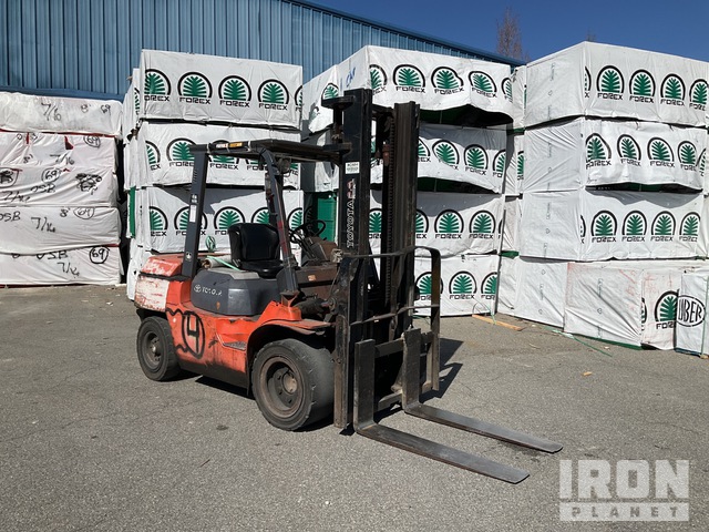 2004 Toyota 7FDU35 8000 lb Pneumatic Tire Forklift in Suffolk, Virginia ...