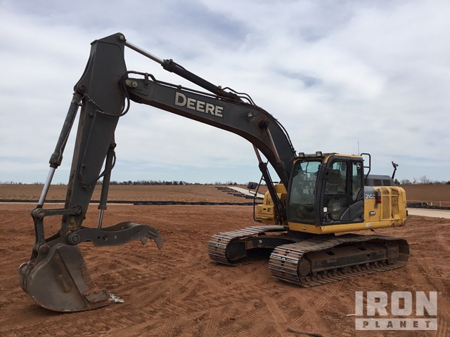 2015 John Deere 210G Tracked Excavator