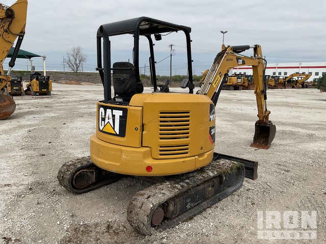 2018 Cat 304E2 CR Mini Excavator in Waco, Texas, United States ...