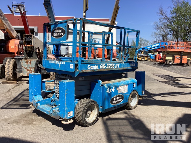 2007 Genie GS-3268 Scissor Lift in Horsham, Pennsylvania, United States ...