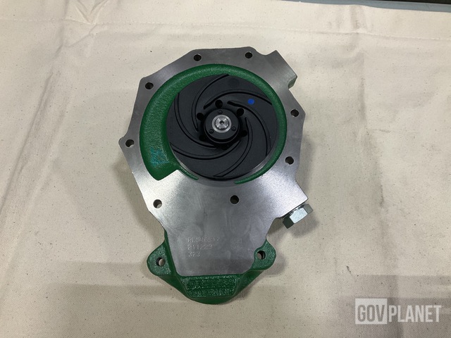 (5) John Deere RE546917 Engine Cooling System Pumps in Chambersburg ...
