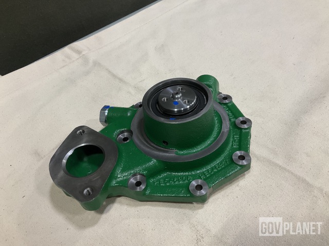 (5) John Deere RE546917 Engine Cooling System Pumps in Chambersburg ...