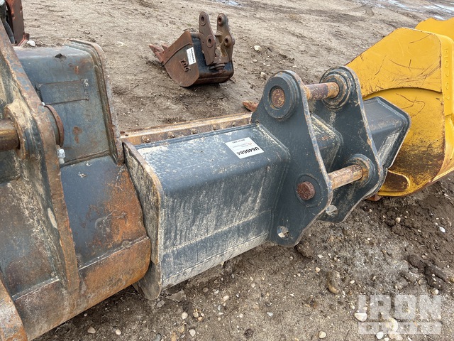 60 in Cleanup Excavator Bucket - Fits John Deere 130G in Caldwell ...