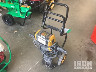 2017 Dewalt D25980 Demolition Breaker in Oak Harbor, Washington, United ...