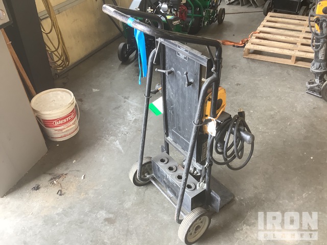 2017 DeWalt D25980 Electric Demolition Breaker in Oak Harbor ...