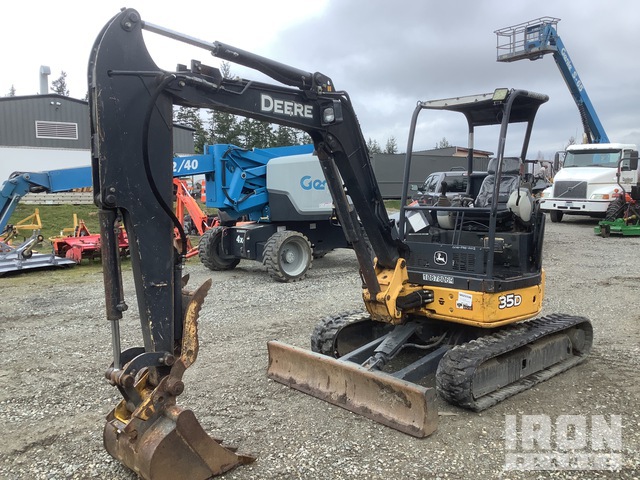 2012 John Deere 35D Mini Excavator in Oak Harbor, Washington, United ...