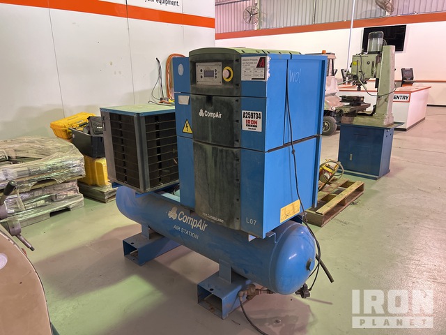 CompAir FSX16 59 cfm Skid-Mounted Air Compressor in Brisbane ...