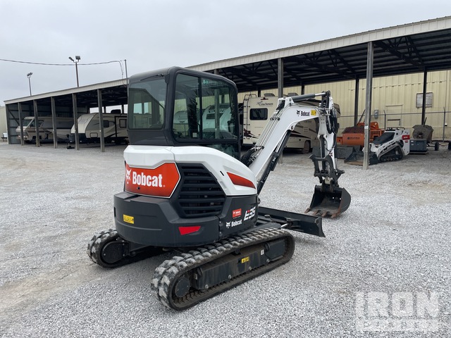 Bobcat Excavator E35