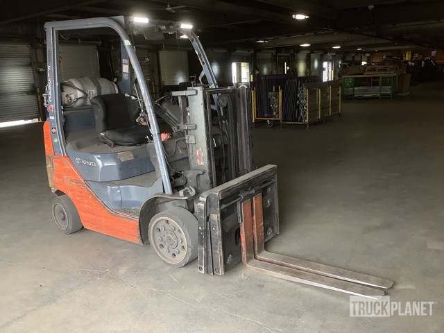 2011 Toyota 8FGCU20 4000 lb Cushion Tire Forklift in Portland, Maine ...
