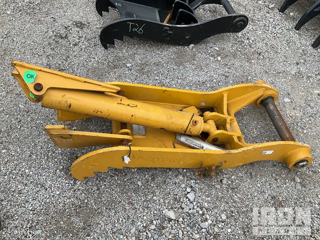 CP Hydraulic Backhoe Thumb - Fits John Deere 710K in Ringgold, Georgia ...