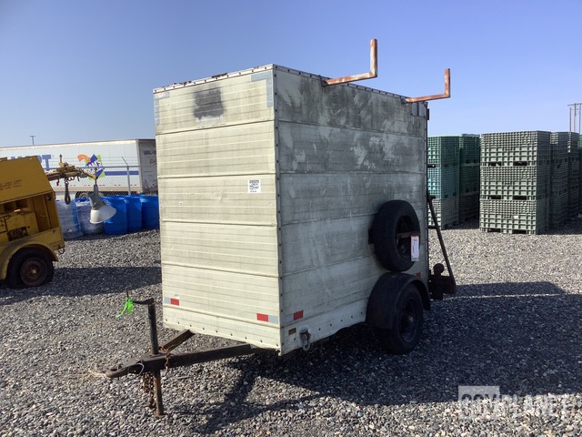 Surplus S/A Enclosed Trailer in Hermiston, Oregon, United States ...
