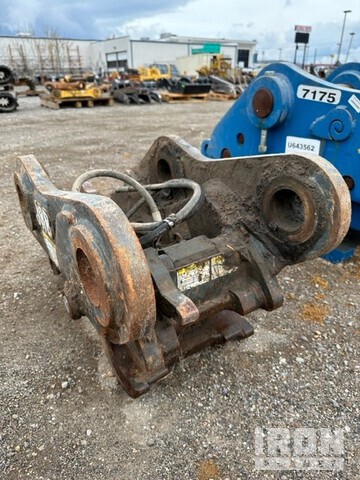 JRB Excavator Attachment Model PC220-8 in Ringgold, Georgia, United ...