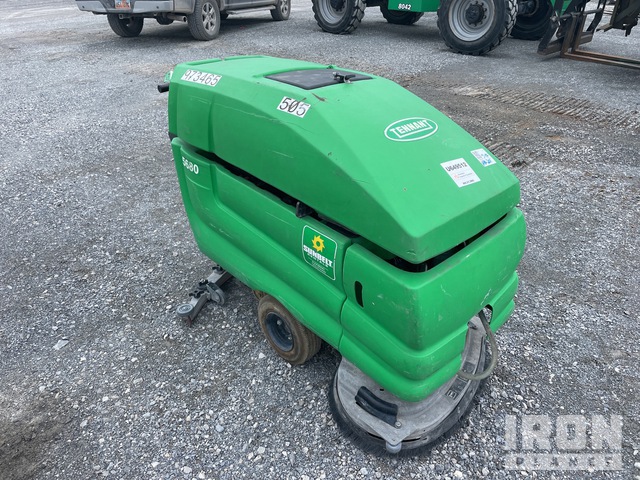 2017 Tennant 5680 Walk-Behind Electric Floor Scrubber in Lake Point ...