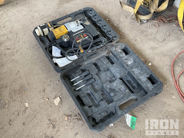 2016 DeWalt DWE1622 Electric Magnetic Drill Press in Downingtown ...