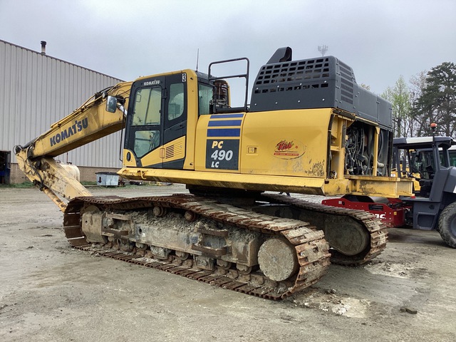 2020 Komatsu PC490LC-11 Tracked Excavator in Chester, Virginia, United ...