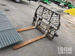 2015 Paladin 48 in Skid Steer Forks in Houston, Texas, United States ...