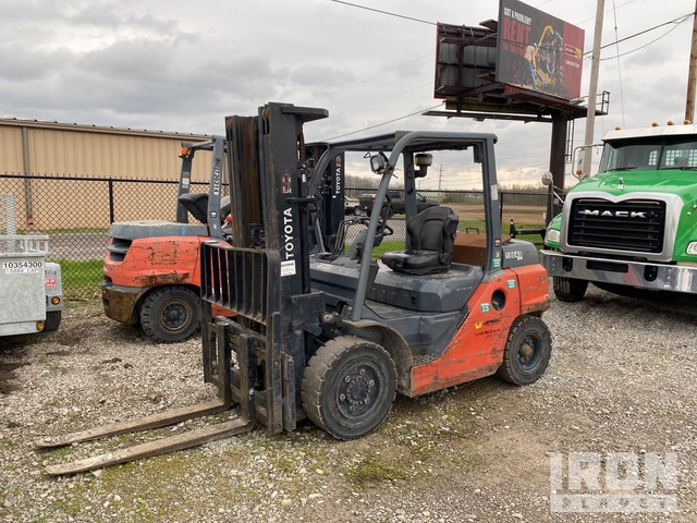 2016 Toyota 8FD35U 7000 lb Diesel Pneumatic Tire Forklift in Cape ...