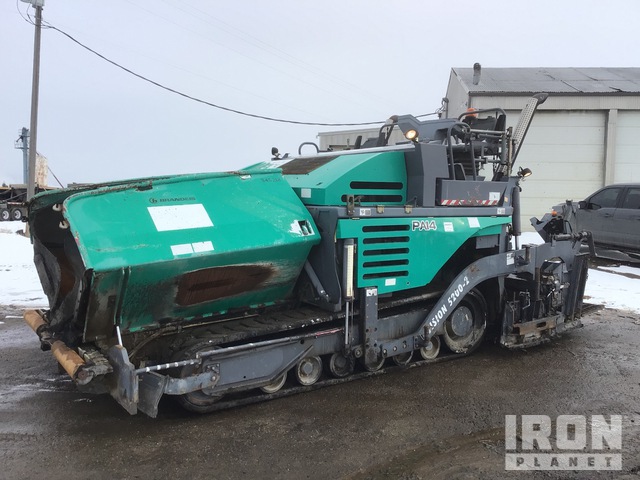 2010 Vogele VISION 5200-2 Track Asphalt Paver in Butte, Montana, United ...