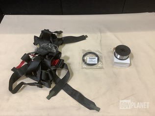 Surplus (5) Gunner's Harnesses, (58) Plain Encased Seals & Assorted ...
