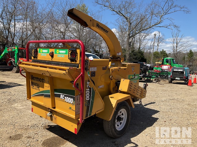 2012 Vermeer BC1000XL Tow-Behind Wood Chipper in Egg Harbor Township ...