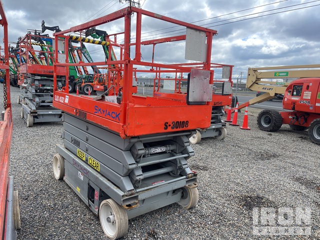 2009 Skyjack SJIII 4632 Electric Scissor Lift in Modesto, California ...