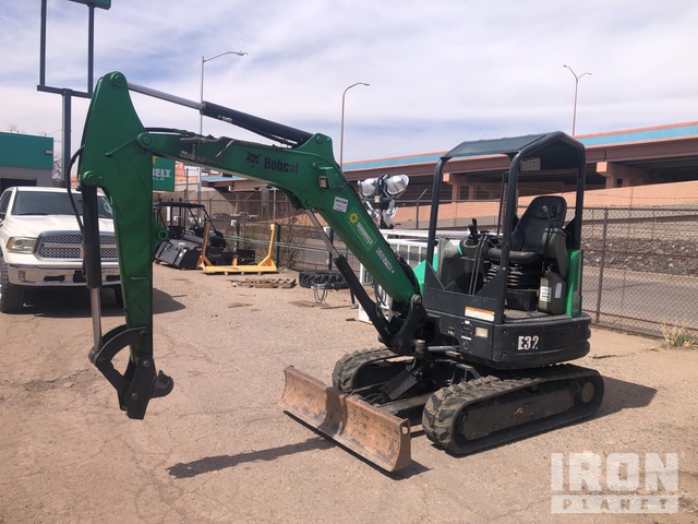 2015 Bobcat E32 Mini Excavator in Albuquerque, New Mexico, United ...