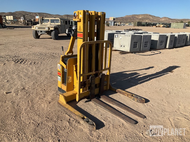 Surplus Allis Chalmers HWS 20 CR Electric Forklift in Yermo, California ...