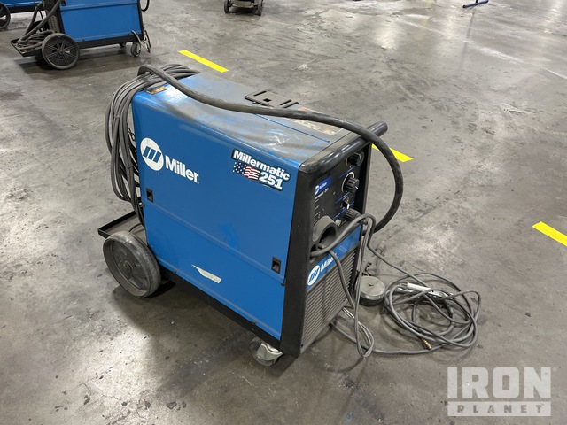 Miller Millermatic 251 200 A MIG Electric Welder in Los Angeles ...
